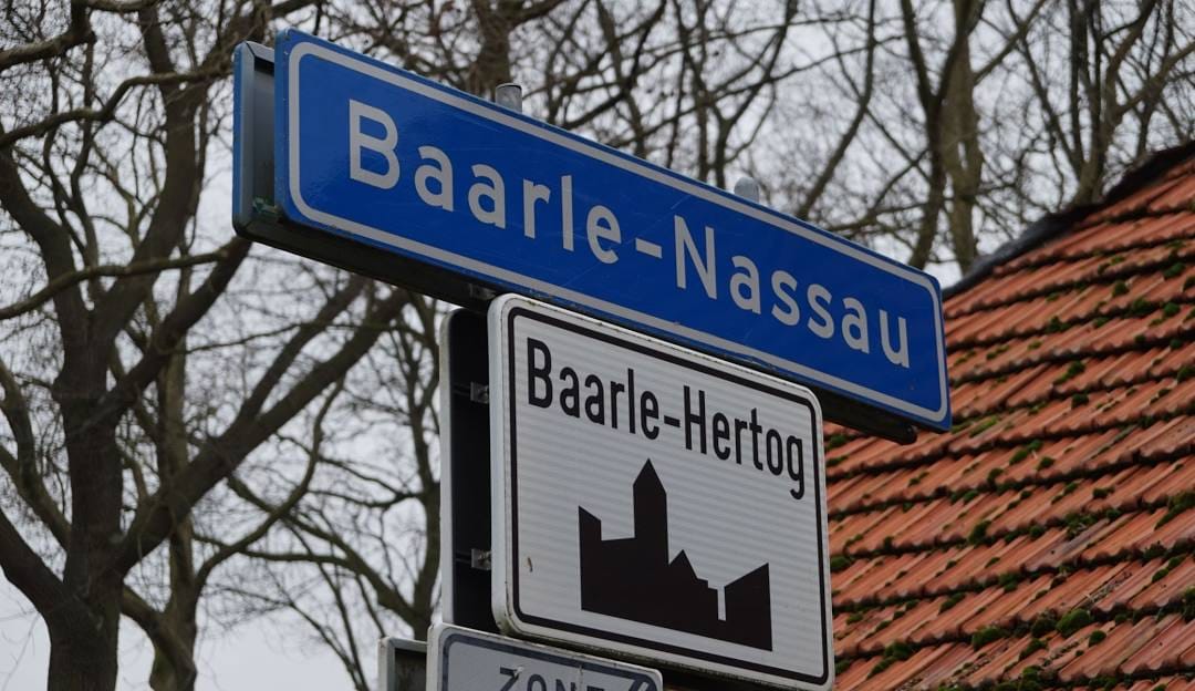 Unusual Borders: A Town Divided Between Two Countries – Azat TV