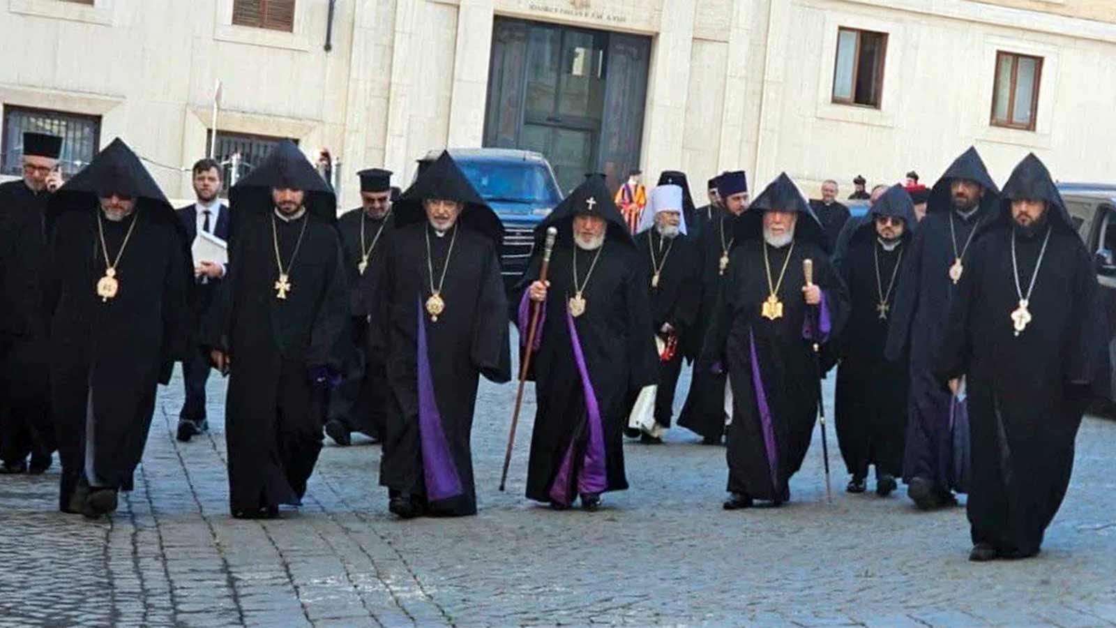 Catholicos Garegin II Attends Pope Francis Funeral – Azat TV