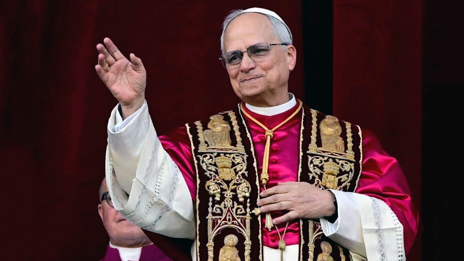 Pope Leo XIV: Chicago’s First American Pontiff, Pizza and Baseball – Azat TV