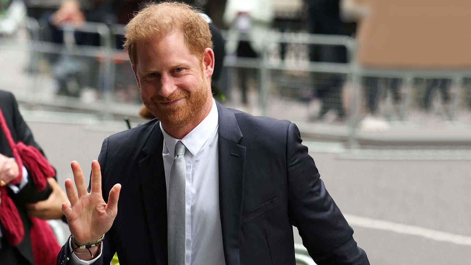 Prince Harry Expresses Desire for Reconciliation with Royal Family ...