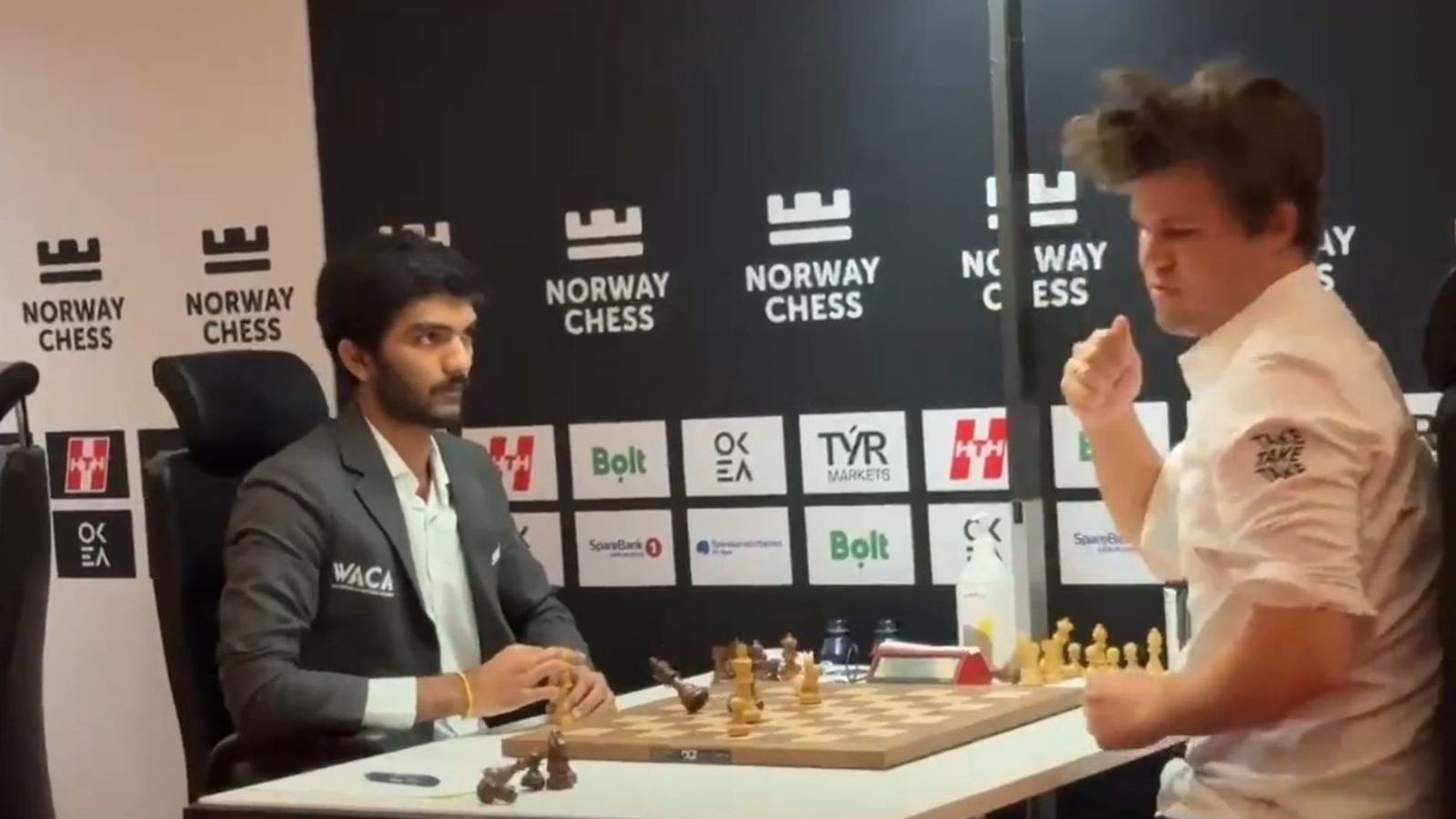 Magnus Carlsen Suffers Shock Loss to Gukesh at Norway Chess – Azat TV