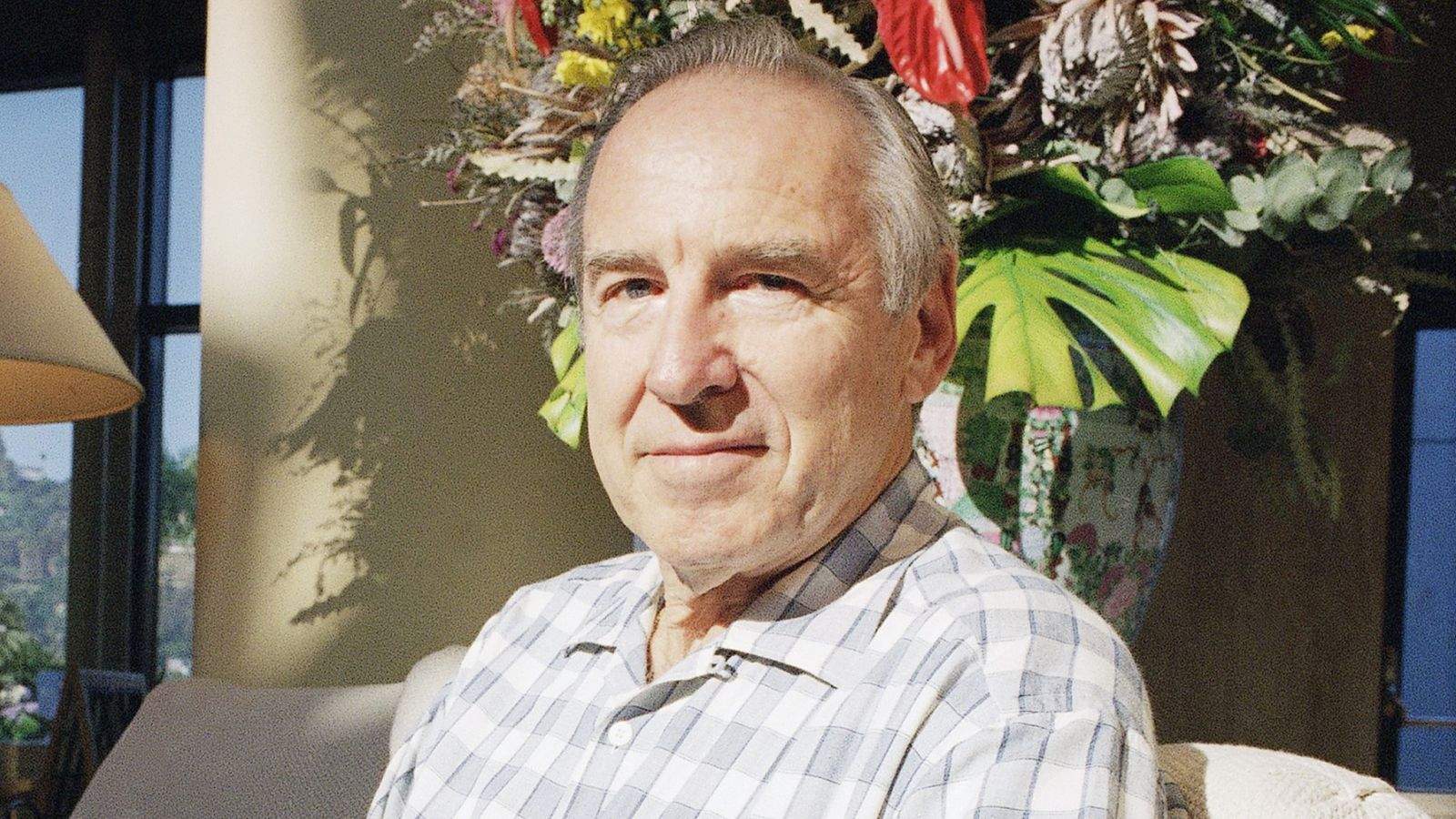 Remembering Jim Lovell: The Legendary Apollo 13 Commander Passes Away at 97 – Azat TV