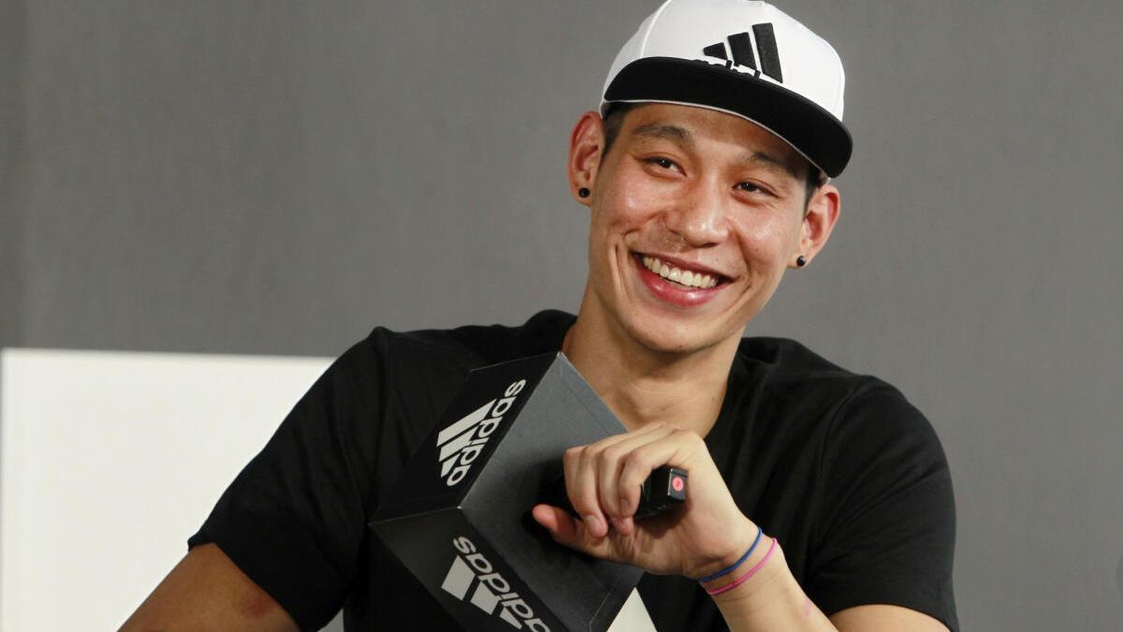 Jeremy Lin Announces Retirement After 15-Year Basketball Career – Azat TV