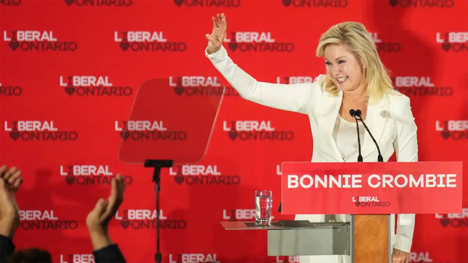 Bonnie Crombie to Step Down as Ontario Liberal Leader – Azat TV