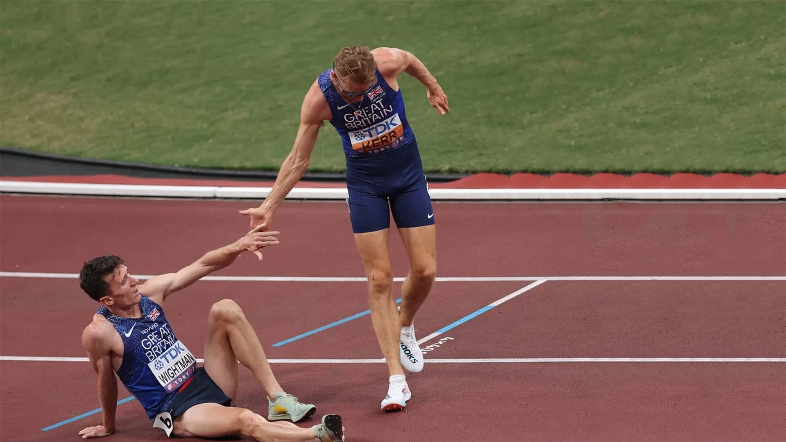 Josh Kerr’s Calf Injury Ends Title Defense at 1500m Final – Azat TV