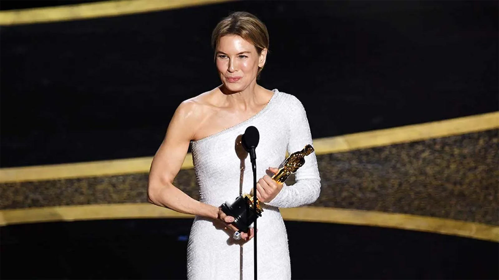 Renée Zellweger: From Oscar Triumphs to Streaming Stardom – Azat TV