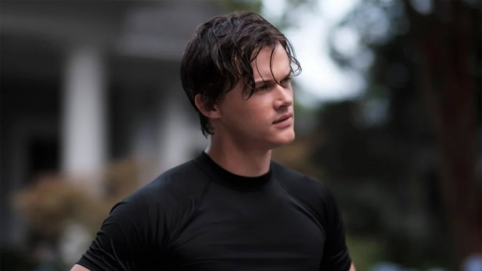 Christopher Briney: Rising Star, Real-Life Romance, and the Summer That Changed Everything – Azat TV