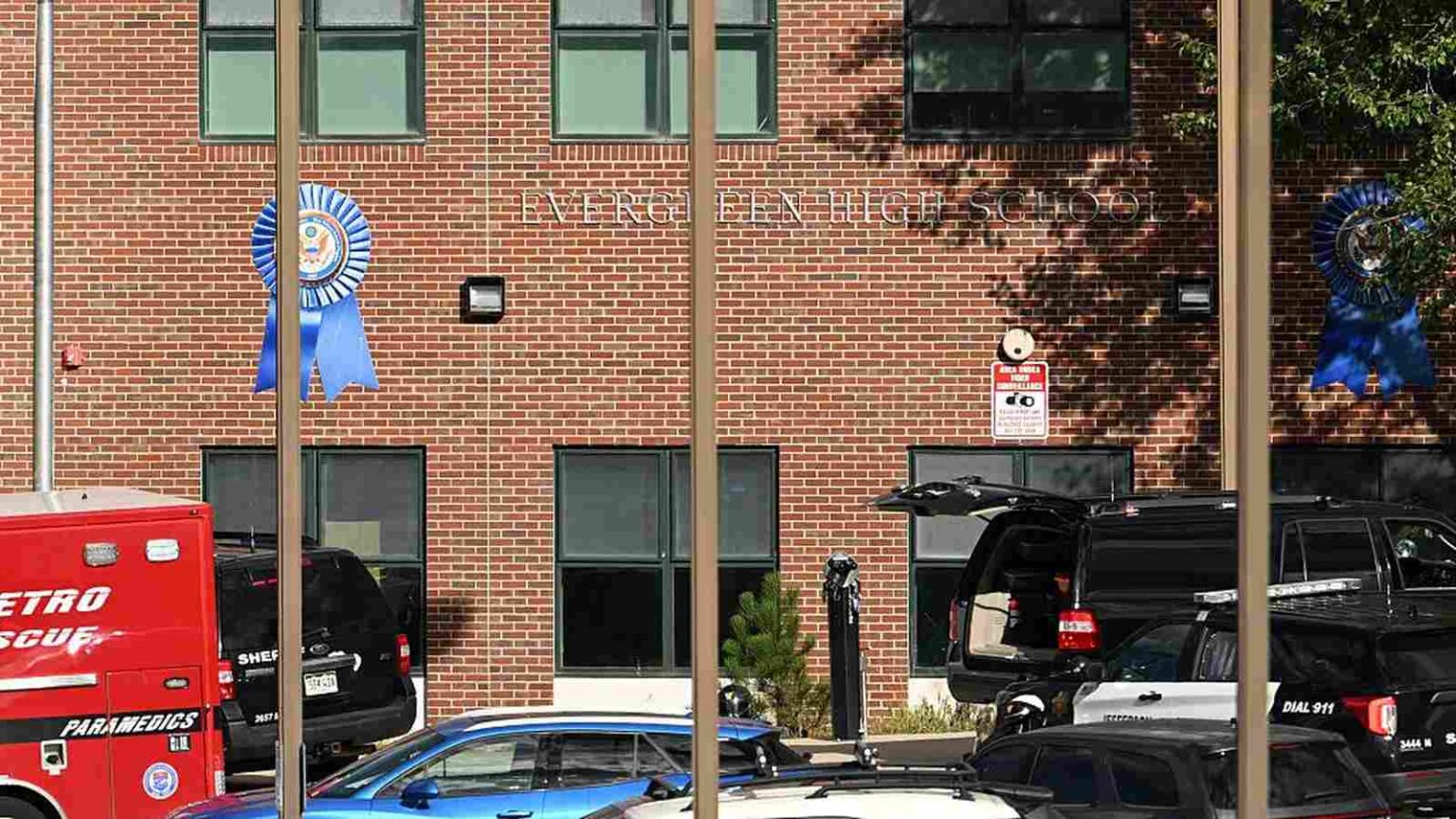 Colorado High School Shooting Leaves Two Injured, Suspect Dead – Azat TV