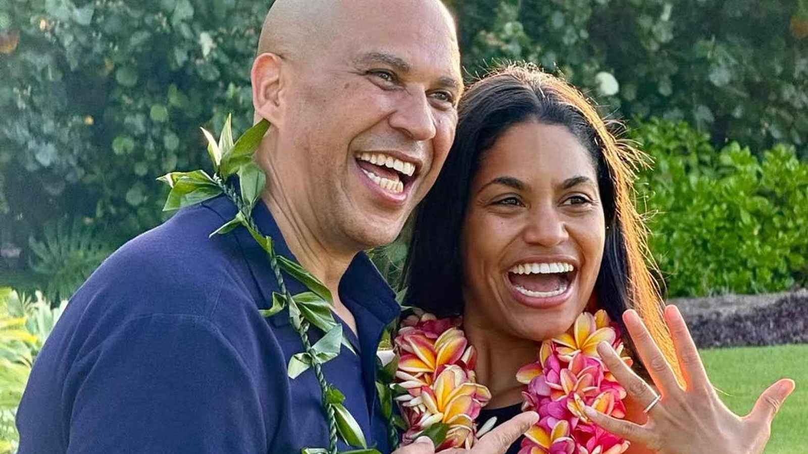 Cory Booker Announces Engagement to Alexis Lewis – Azat TV