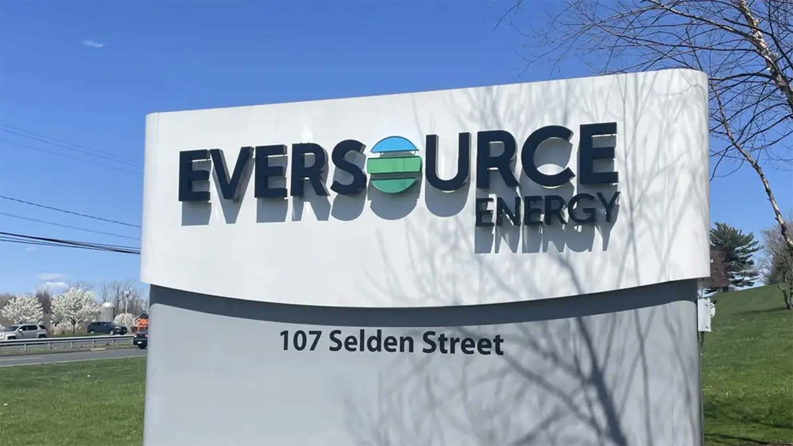 Eversource Energy: Navigating Challenges and Rate Hikes – Azat TV