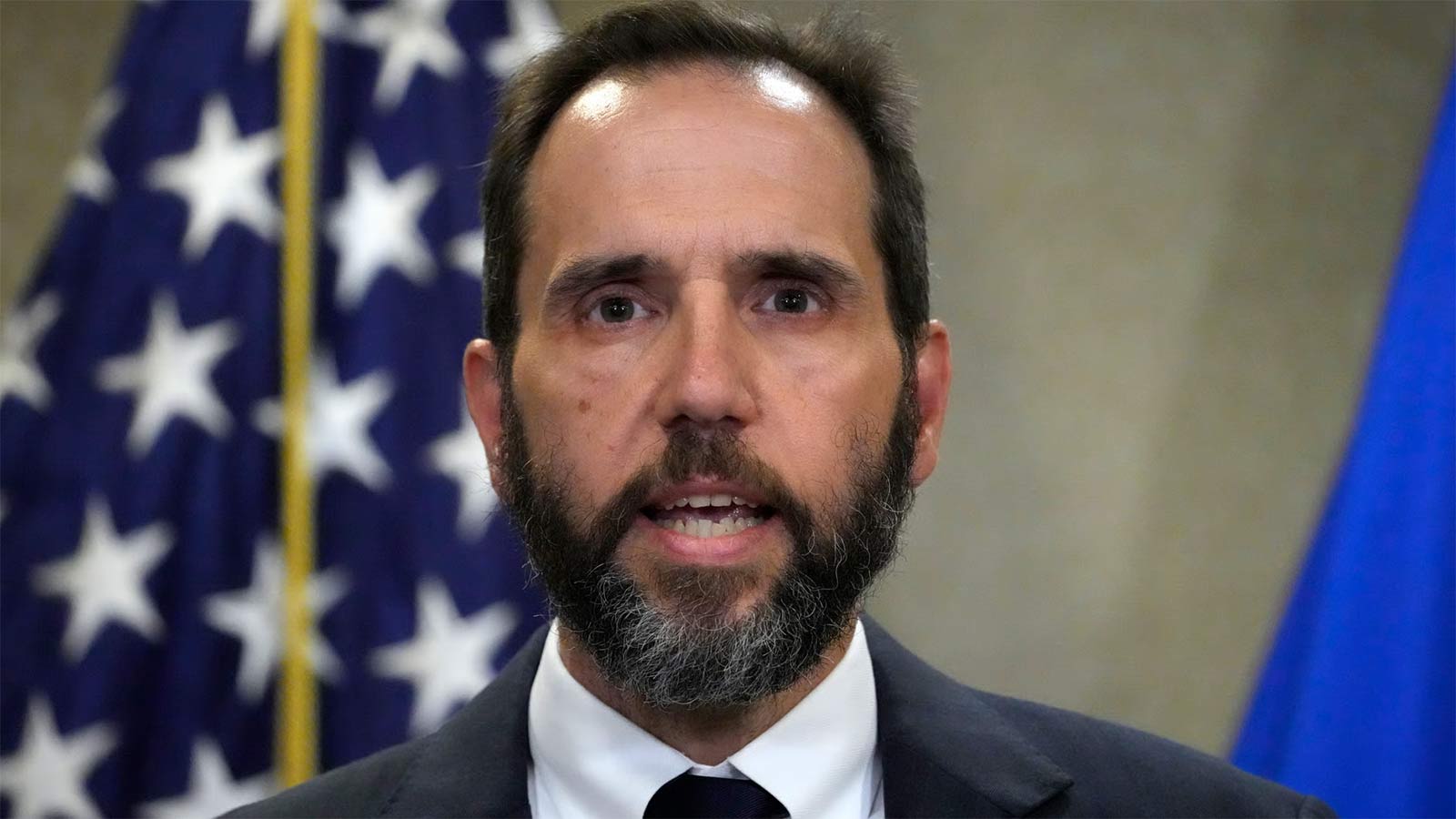 Jack Smith: The Polarizing Figure in U.S. Justice and Politics – Azat TV