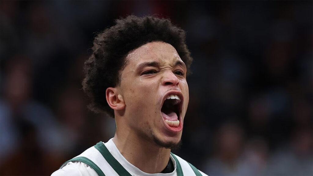 Ryan Rollins Sets Career-High, Bucks Top Warriors Without Giannis – Azat TV