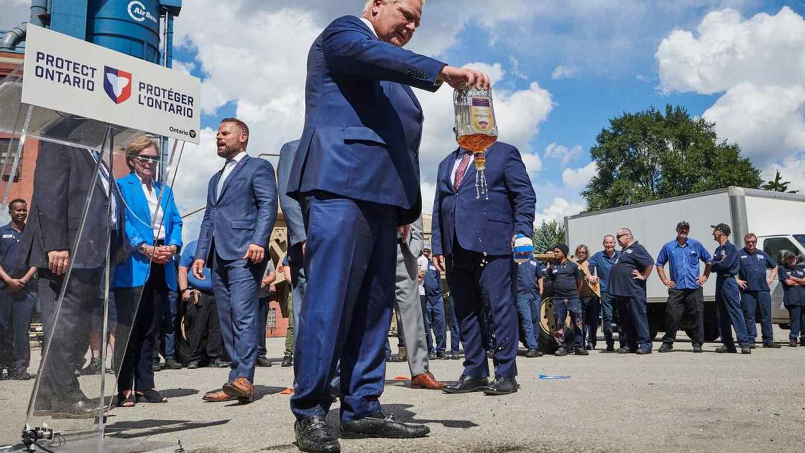 Ford Vows Crown Royal Ban at LCBO Over Diageo Amherstburg Closure – Azat TV