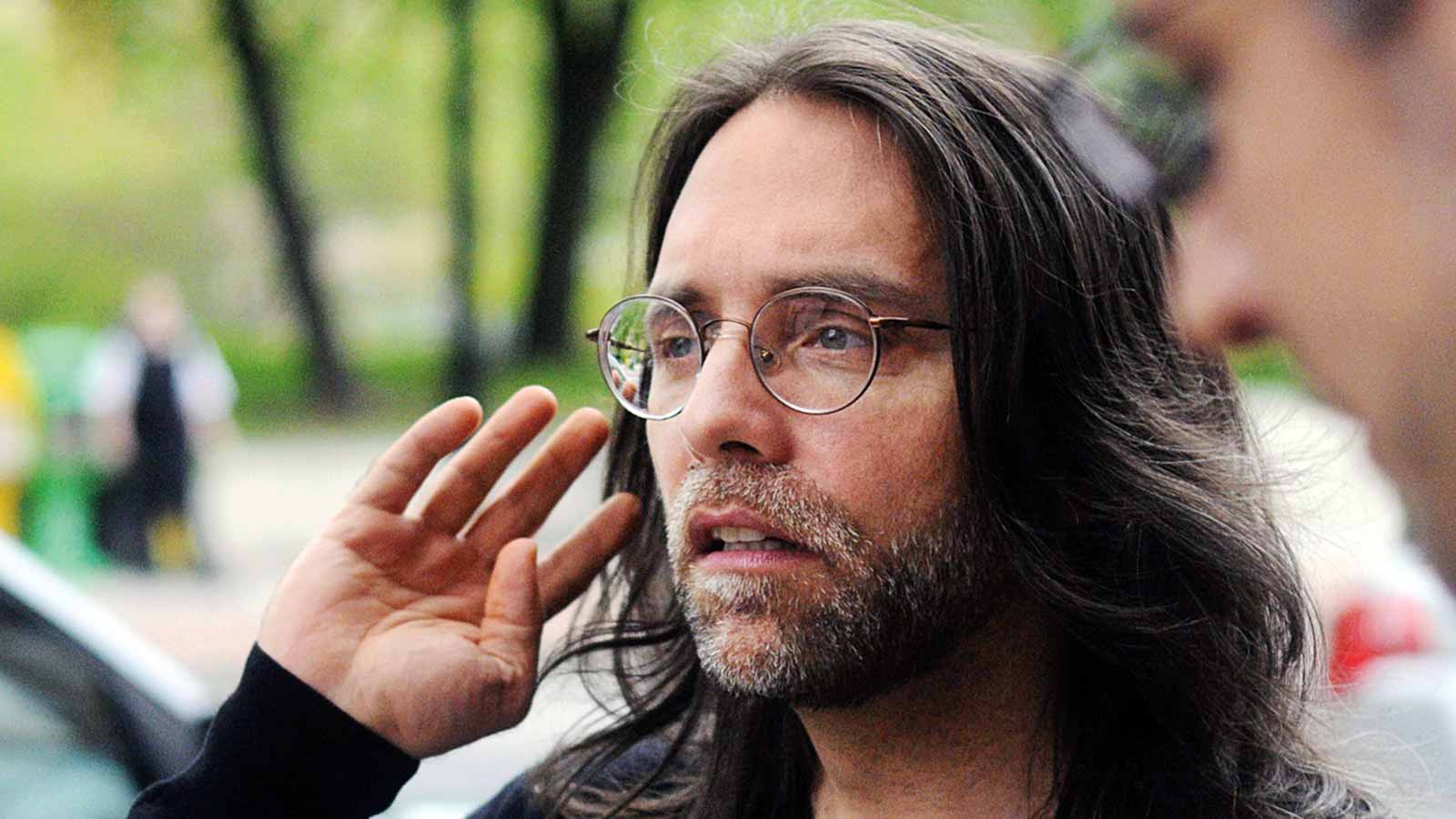 Keith Raniere and NXIVM: Inside the Sex Cult That Shattered Lives and ...