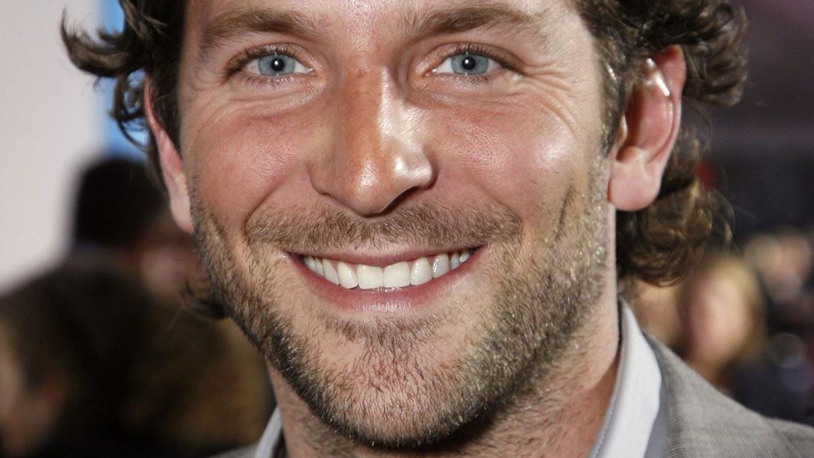 Bradley Cooper’s ‘Is This Thing On?’ Wins 2025 SF Honors and Redefines ...