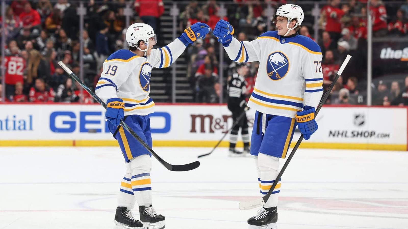 NHL Stats 2025: Record-Breaking Streaks, Surging Sabres, and Milestone ...