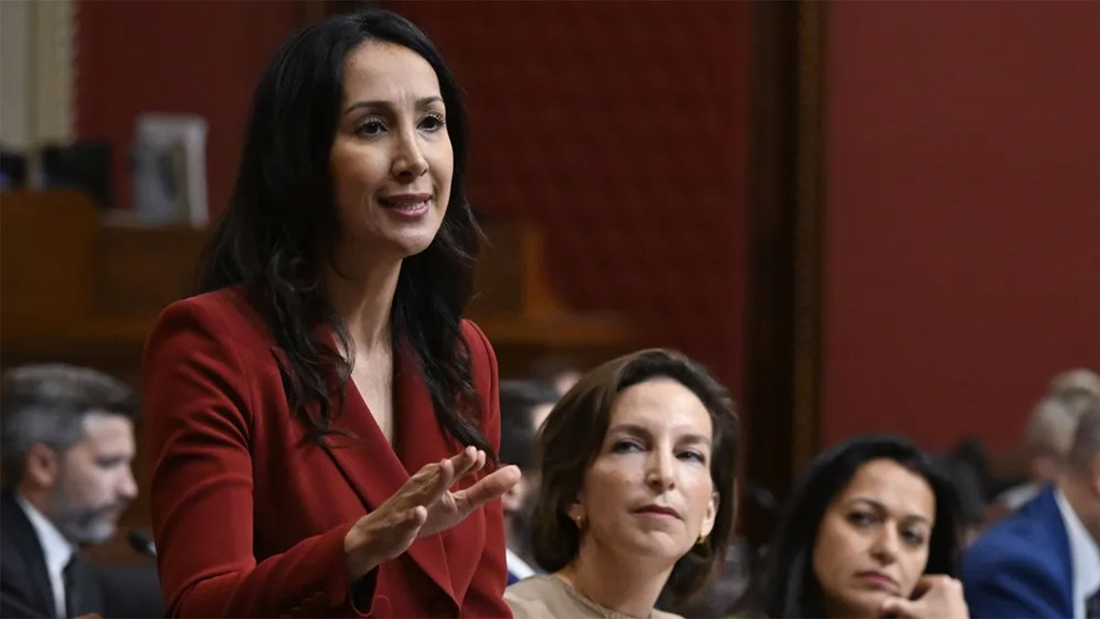 Մարվա Ռիզքին վերադառնում է խորհրդարան՝ ՔԼԿ-ի առաջնորդության մրցավազքի և ...